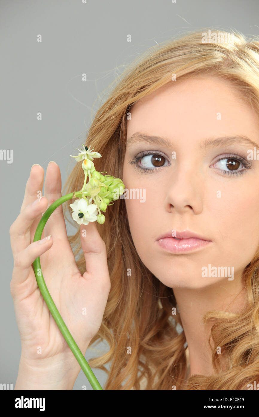 Pensive flower hi-res stock photography and images - Alamy