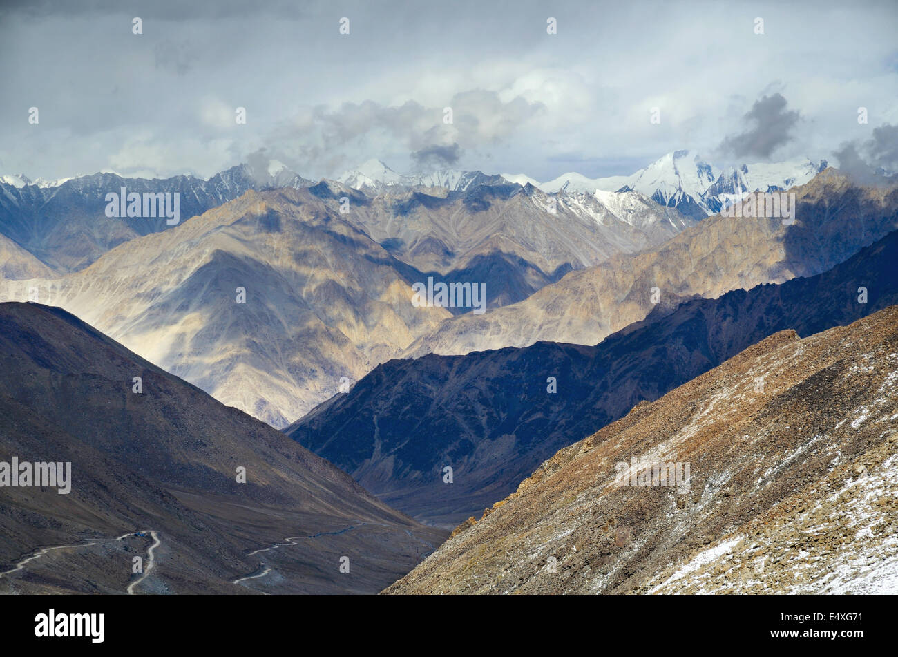 Karakorum hi-res stock photography and images - Alamy