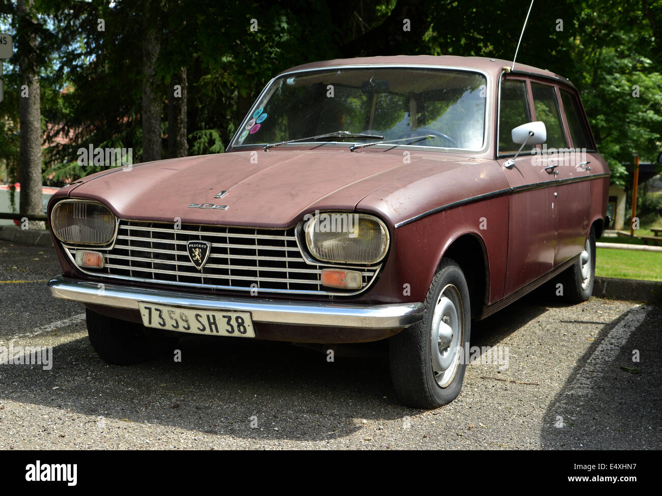 Peugeot 204 hi-res stock photography and images - Alamy