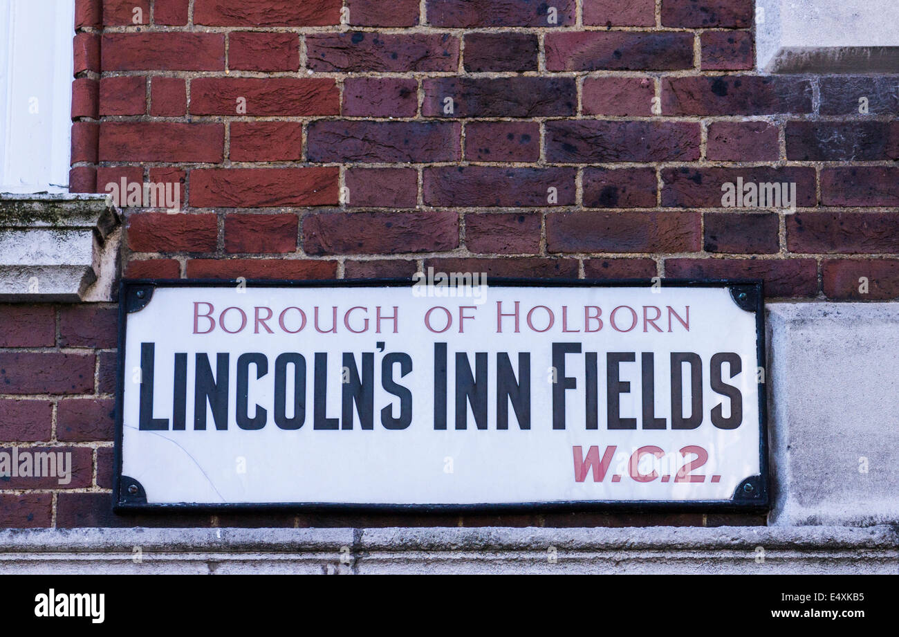 Lincolns inn fields sign hi-res stock photography and images - Alamy