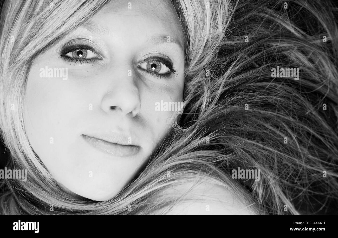 Regarder hi-res stock photography and images - Alamy