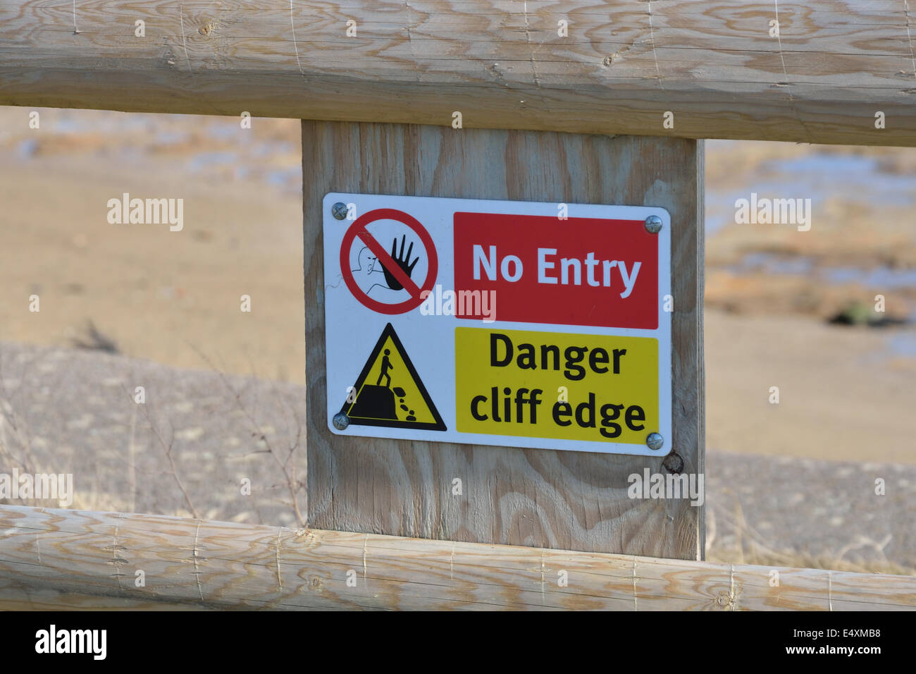 Danger hazardous cliffs hi-res stock photography and images - Alamy