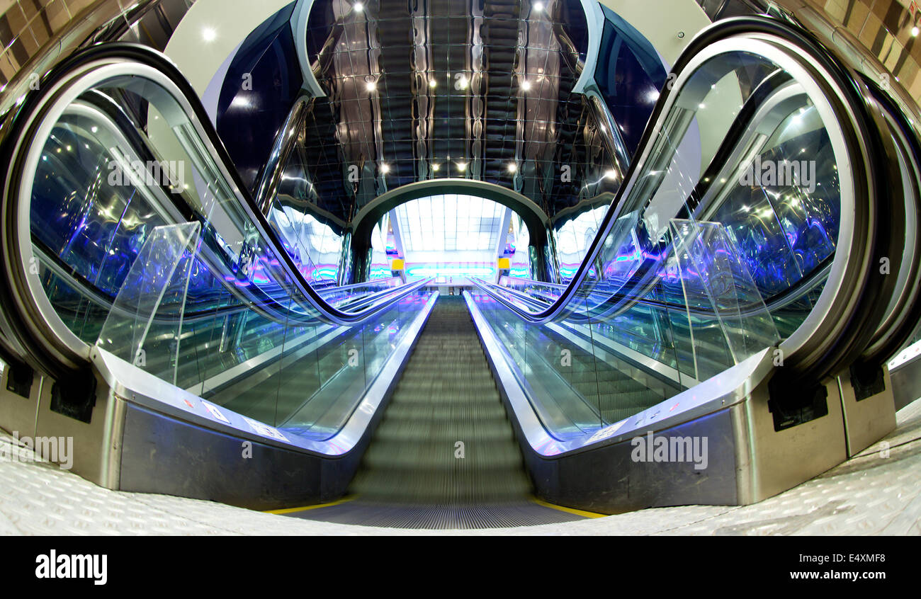 Moving escalator elevator hi-res stock photography and images - Alamy
