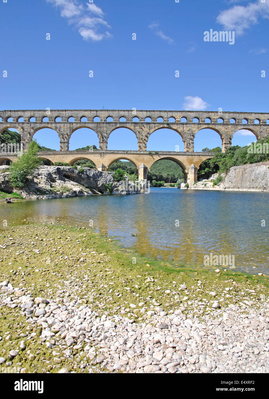 Du bridge hi-res stock photography and images - Alamy