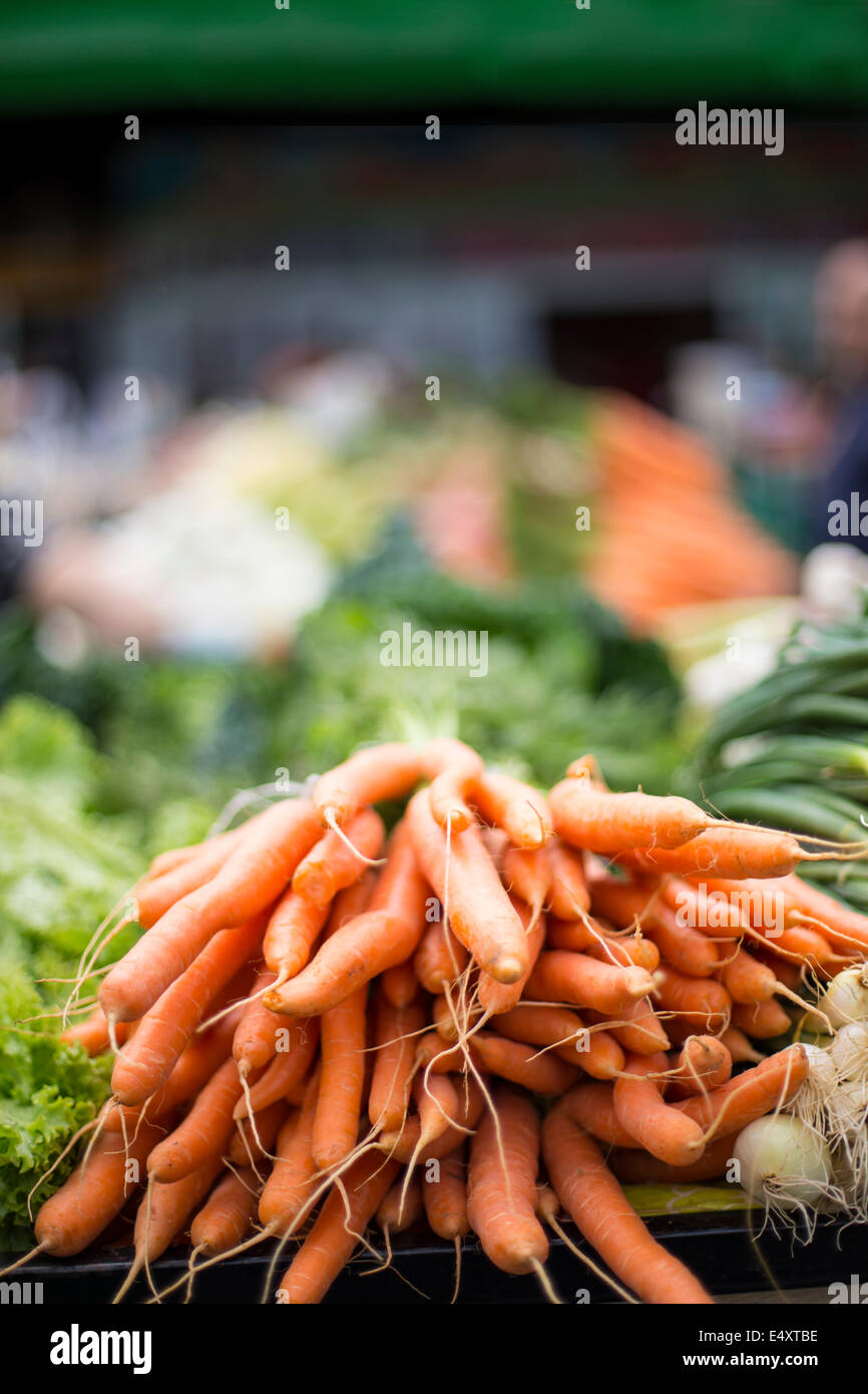 Fresh vegetables on the market Stock Photo - Alamy
