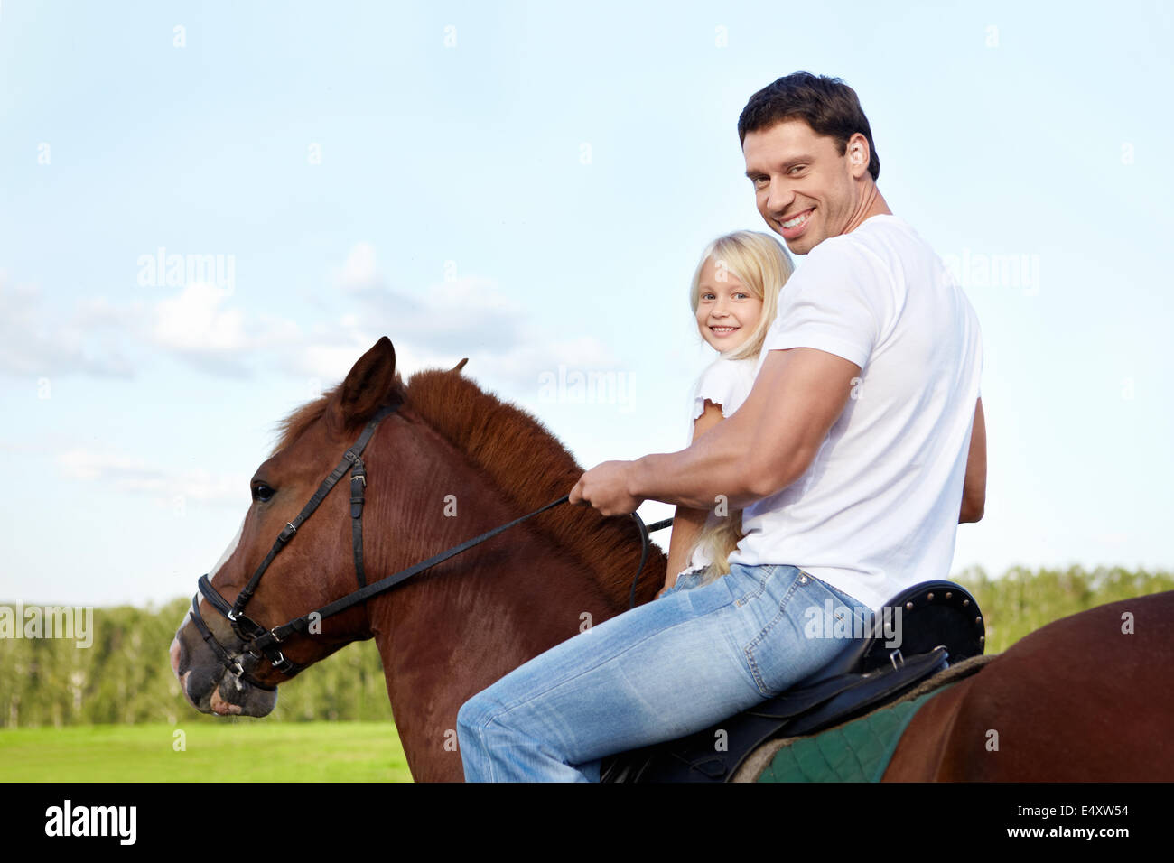 Happiness with pets hi-res stock photography and images - Alamy
