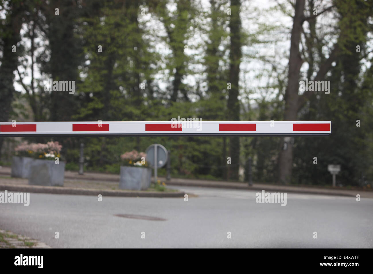 Boom barrier hi-res stock photography and images - Alamy