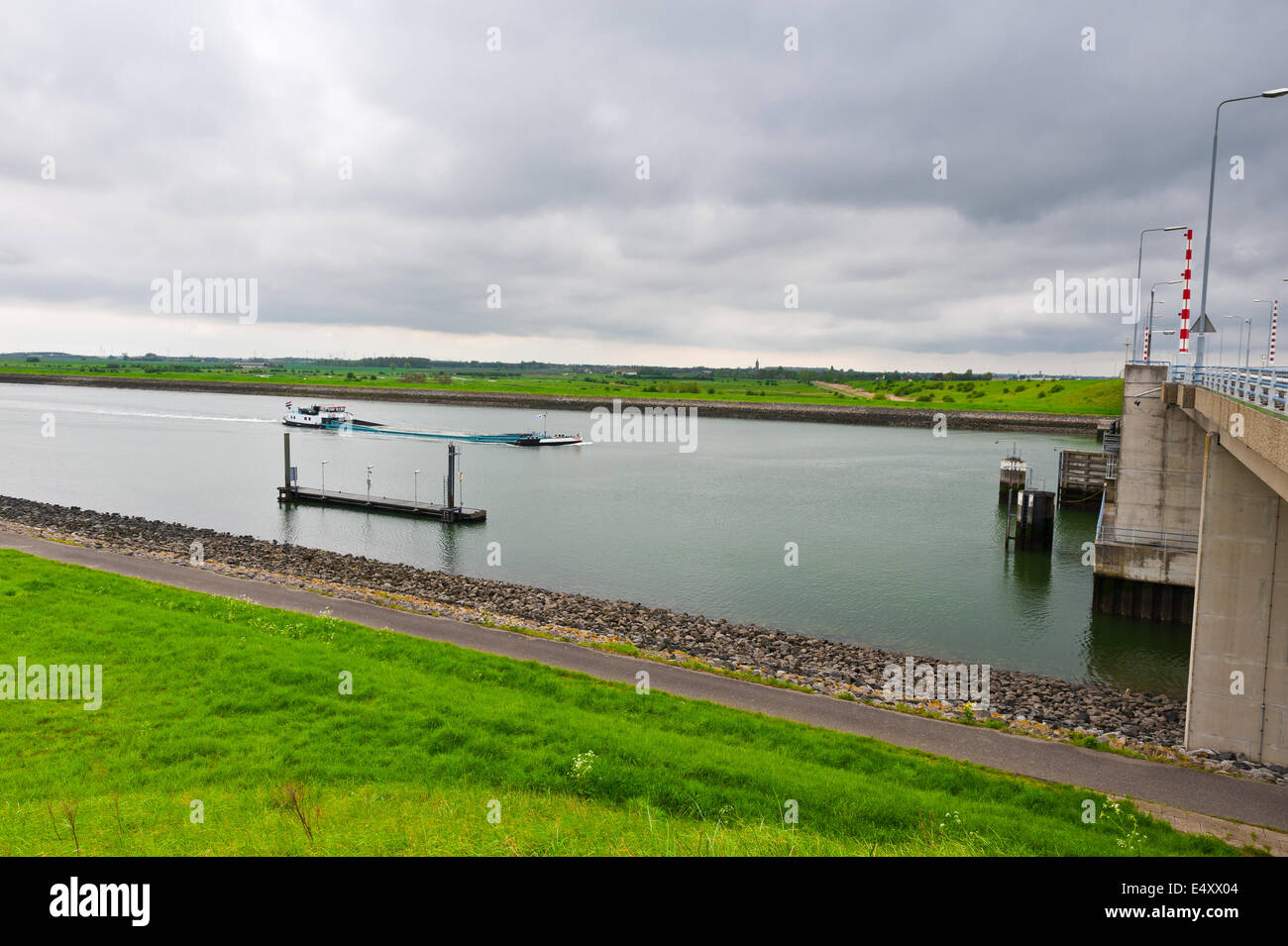 Protective barge hi-res stock photography and images - Alamy