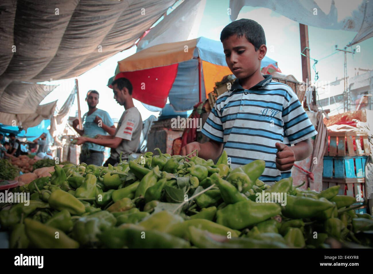 Gaza city shops hi-res stock photography and images - Alamy