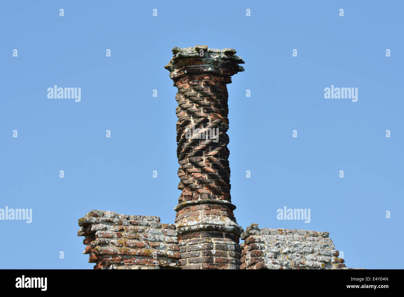 Elizabethan chimney hi-res stock photography and images - Alamy