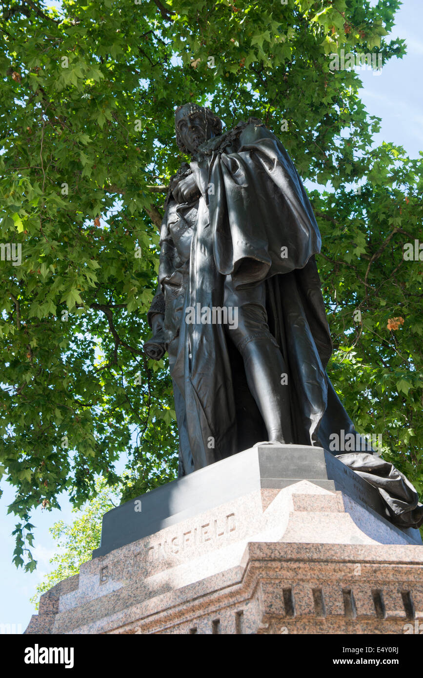 Earl of Beaconsfield Statue in London England UK Stock Photo - Alamy
