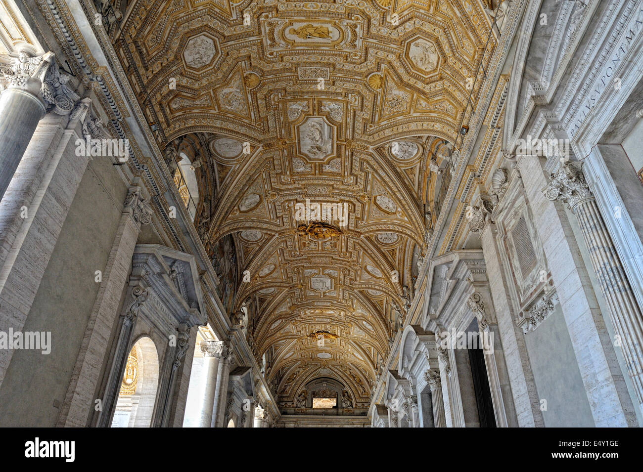 Roof of St. Peter's, Church. Vatican museum Stock Photo - Alamy