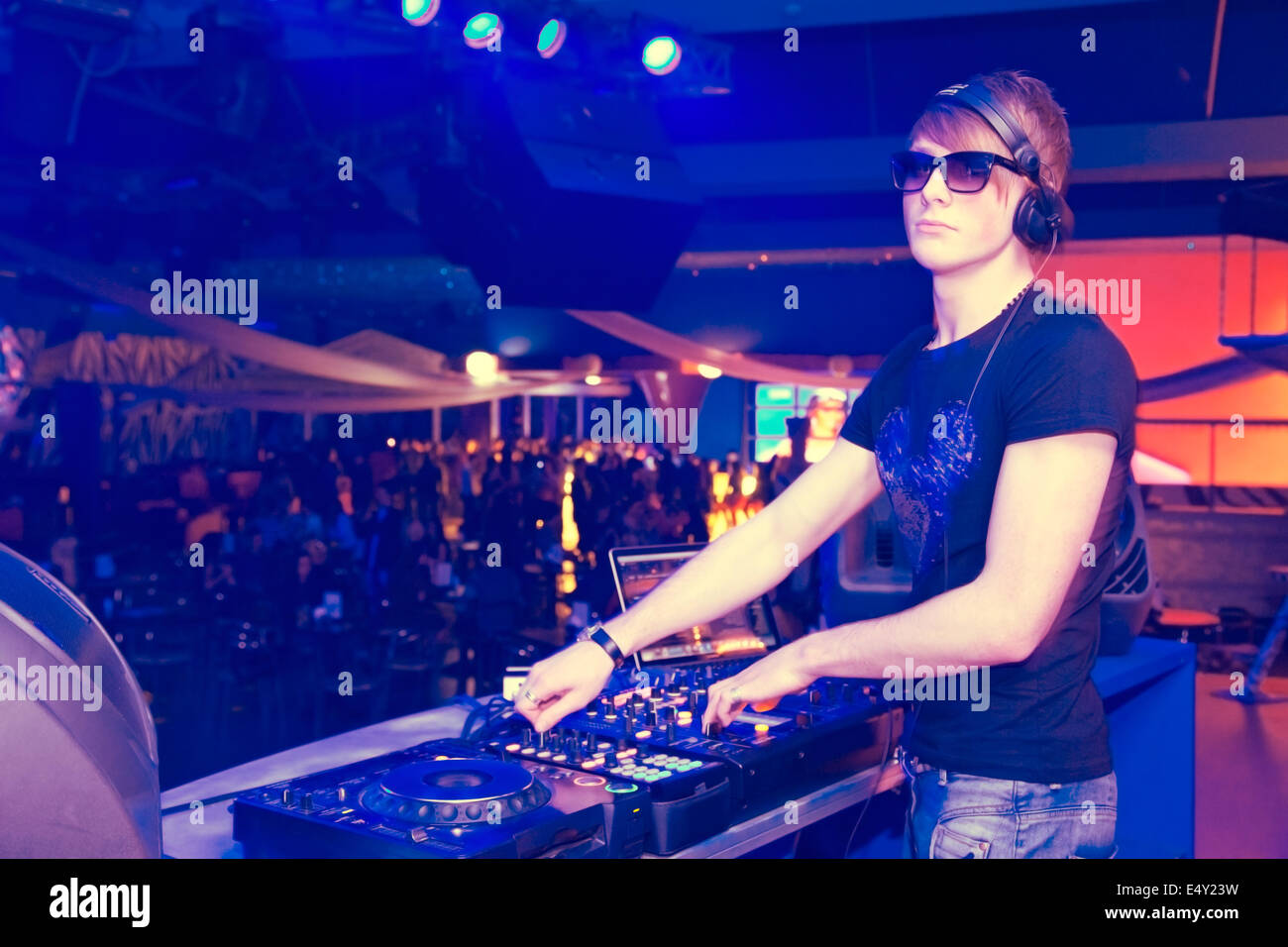 Techno party hi-res stock photography and images - Alamy