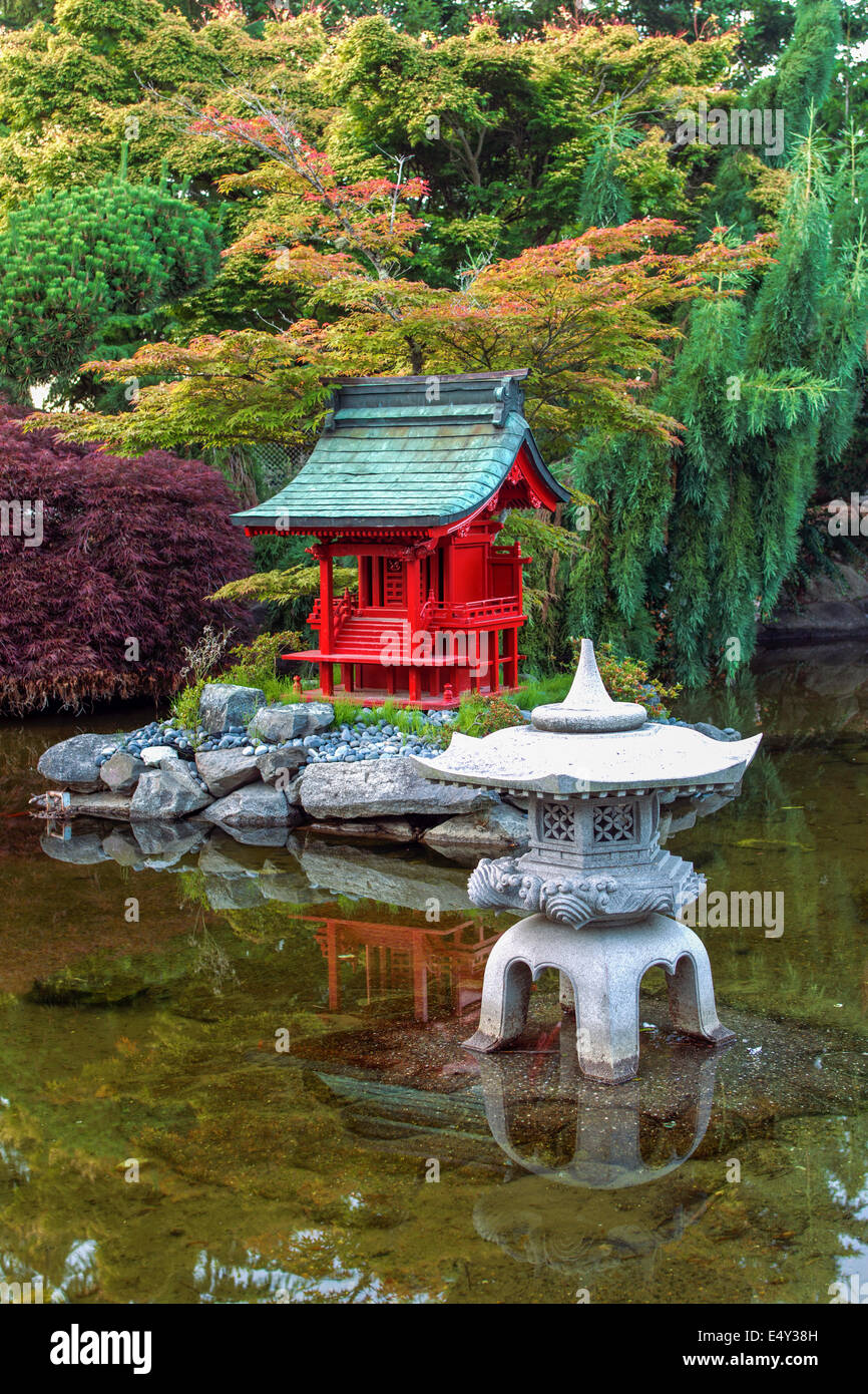 Point Defiance Japanese Garden Stock Photo - Alamy