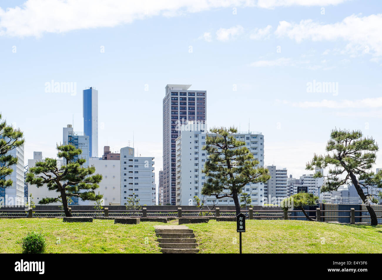 Skyscrapers and japanese garden in Tokyo Japan Stock Photo - Alamy