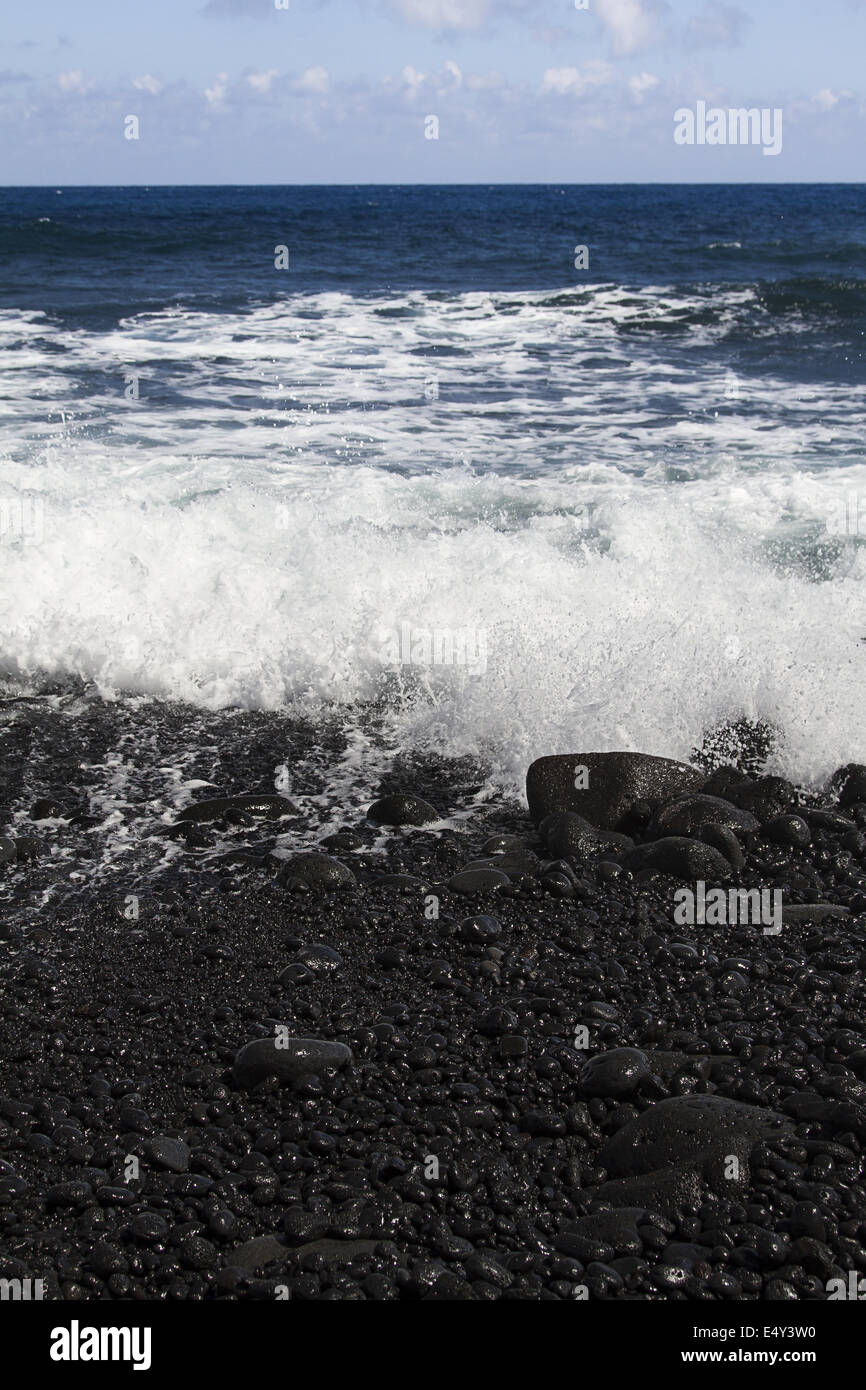Rising surf hi-res stock photography and images - Alamy