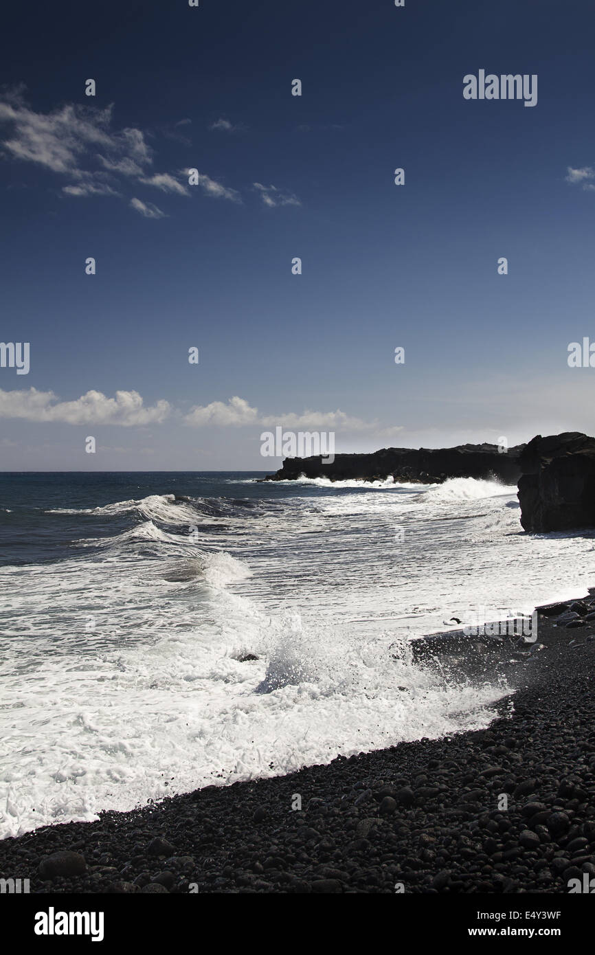 The angry tide hi-res stock photography and images - Alamy