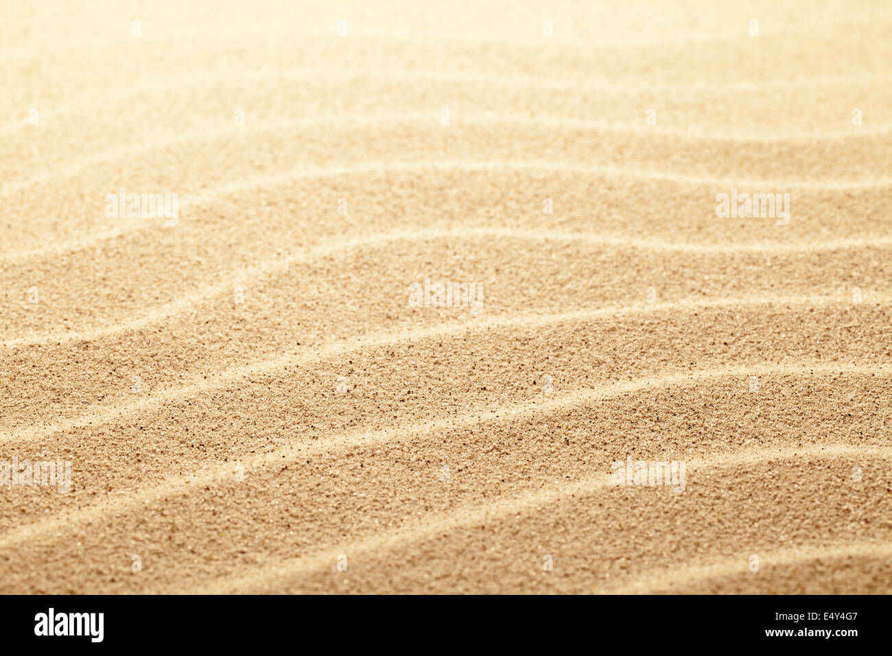 Beige sand sea hi-res stock photography and images - Alamy