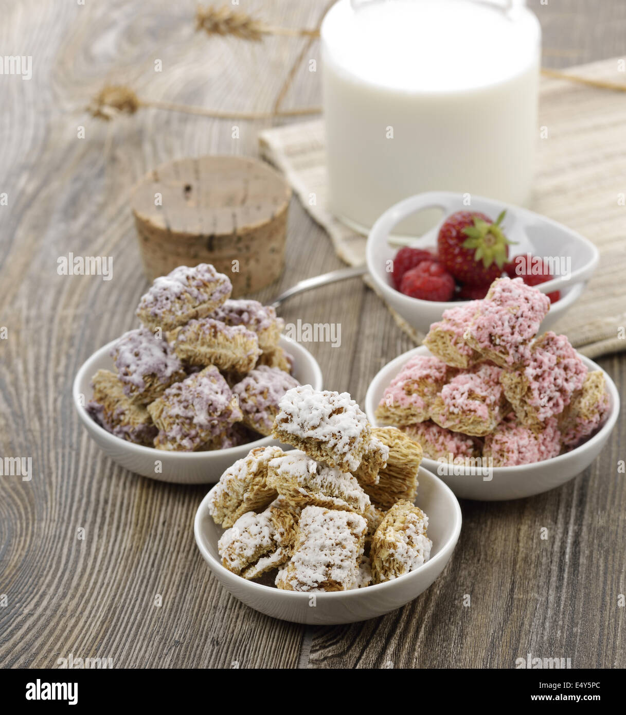 Shredded wheat hi-res stock photography and images - Alamy