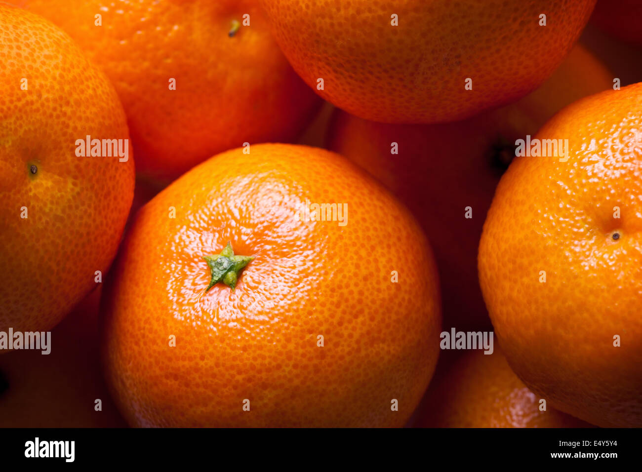 Mandarin oranges hi-res stock photography and images - Alamy