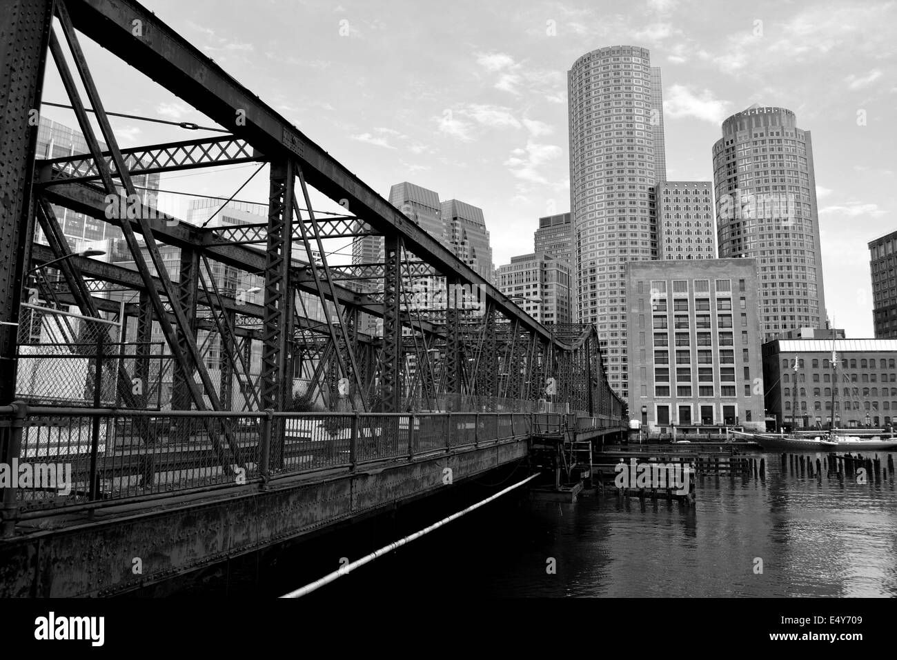 Boston skyline northern avenue hi-res stock photography and images - Alamy