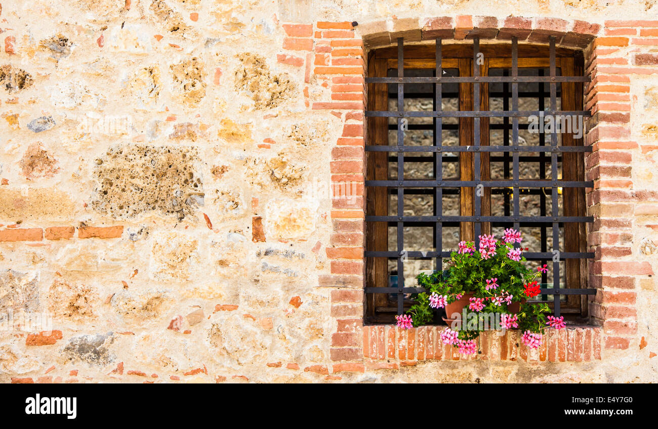 Chianti window hi-res stock photography and images - Alamy