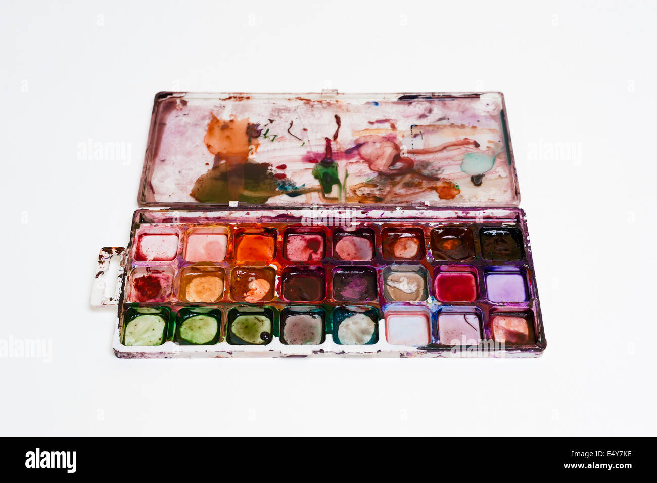 Wet paints hi-res stock photography and images - Alamy