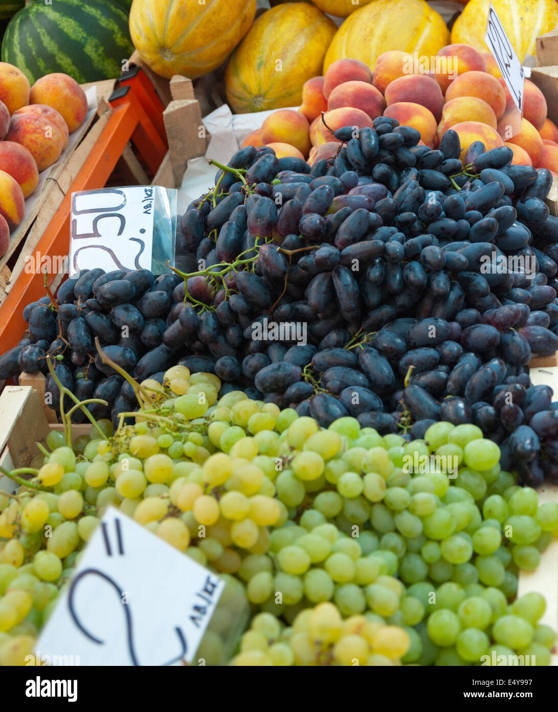Fruits shop on food hi-res stock photography and images - Alamy