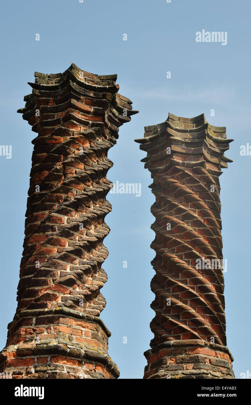 Tudor chimneys chimney hi-res stock photography and images - Alamy