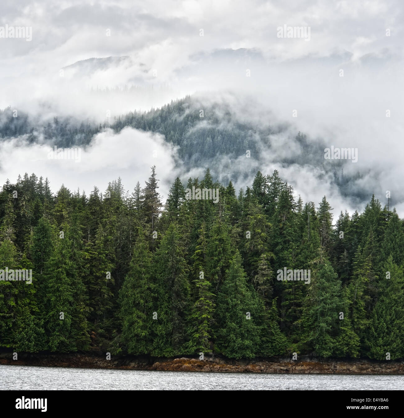Mist on the mountains hi-res stock photography and images - Alamy