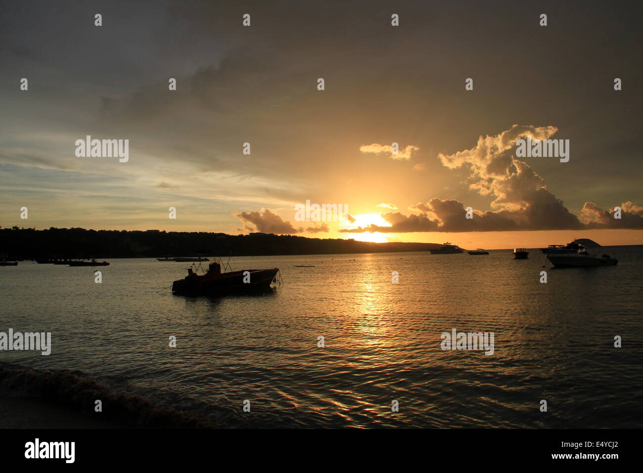 Salt water fishing sunset hi-res stock photography and images - Alamy