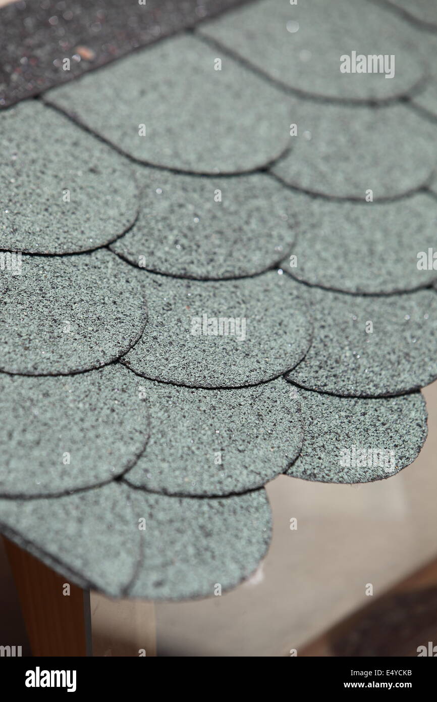 Layers of roof tiles hi-res stock photography and images - Alamy