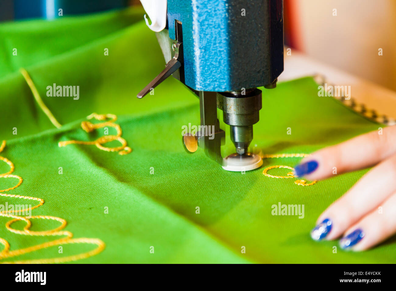 Lady hand at sewing Stock Photo - Alamy