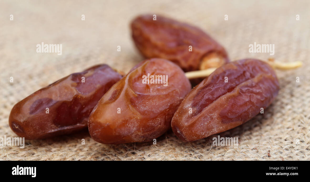 Fresh date palm hi-res stock photography and images - Alamy