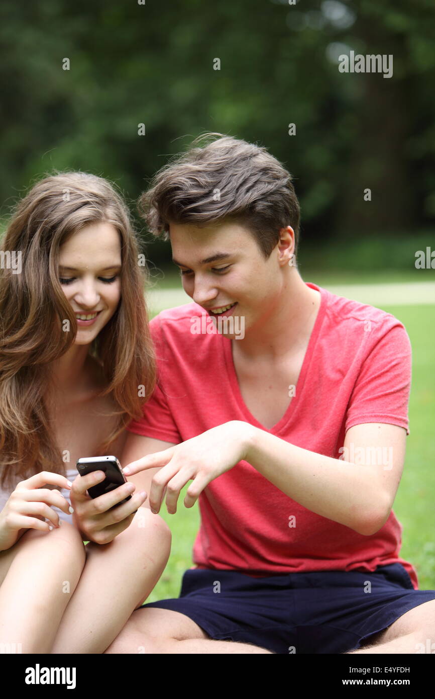 Reading a happy text hi-res stock photography and images - Alamy