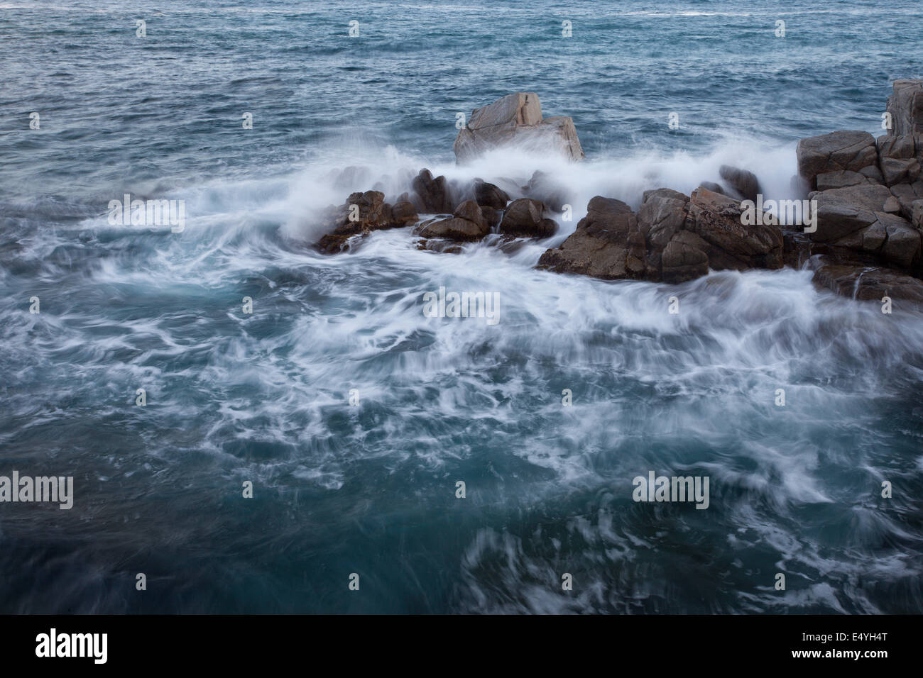 Pounding wave hi-res stock photography and images - Alamy