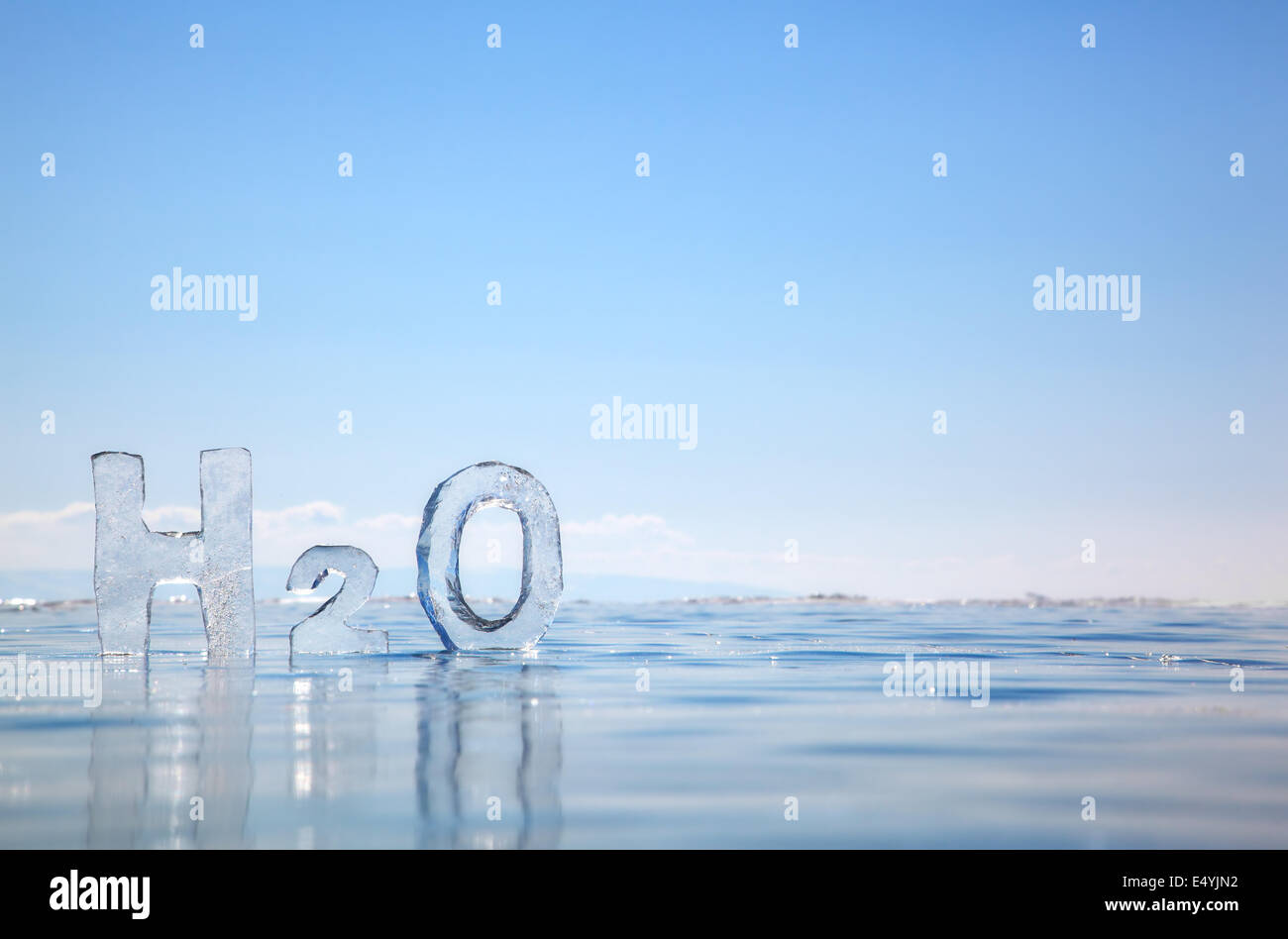 Chemical formula of water H2O Stock Photo - Alamy