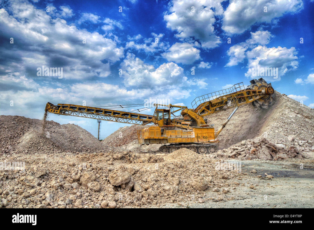 Clay quarry excavate hi-res stock photography and images - Alamy