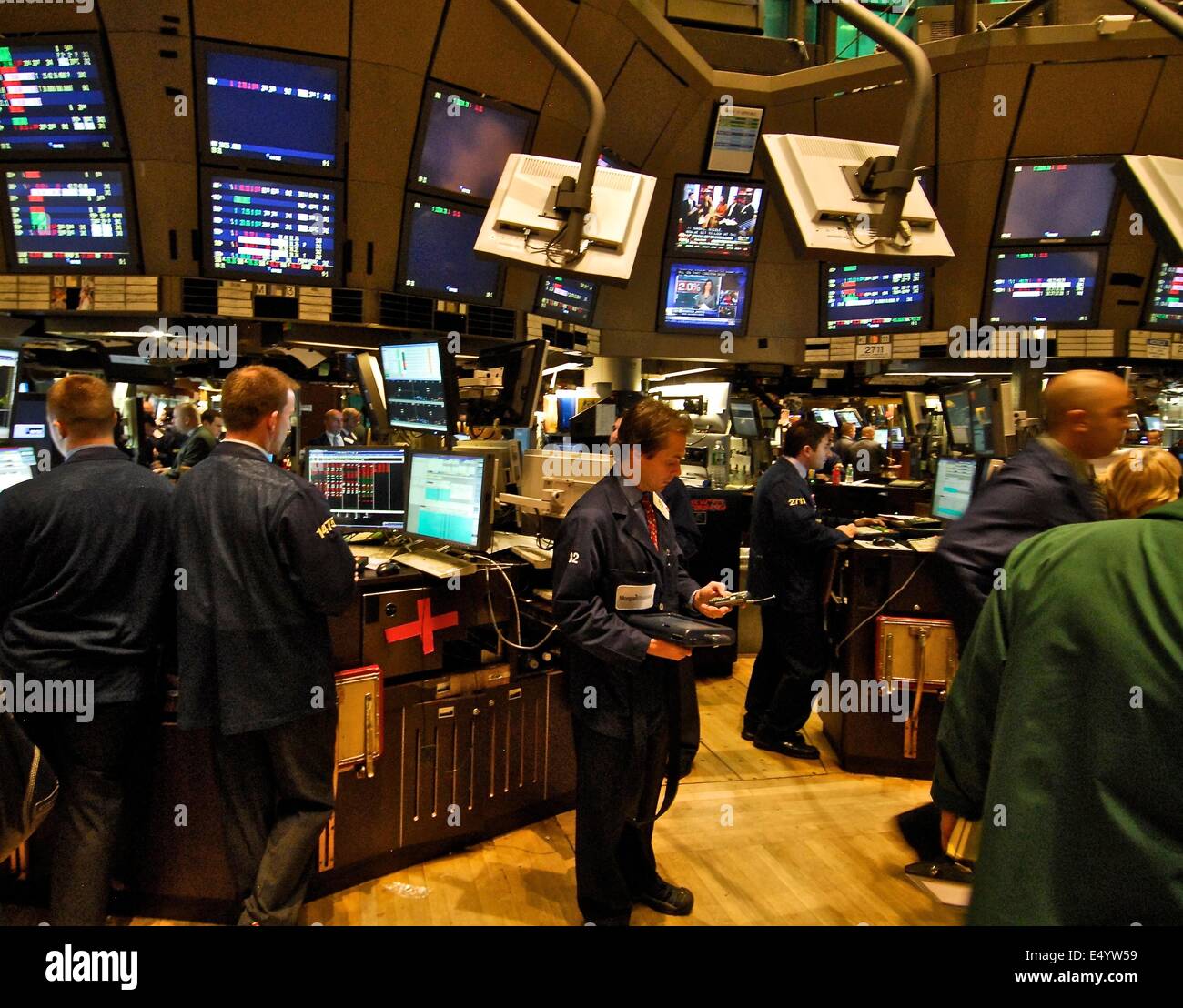 Nyc stock trading floor hi-res stock photography and images - Alamy