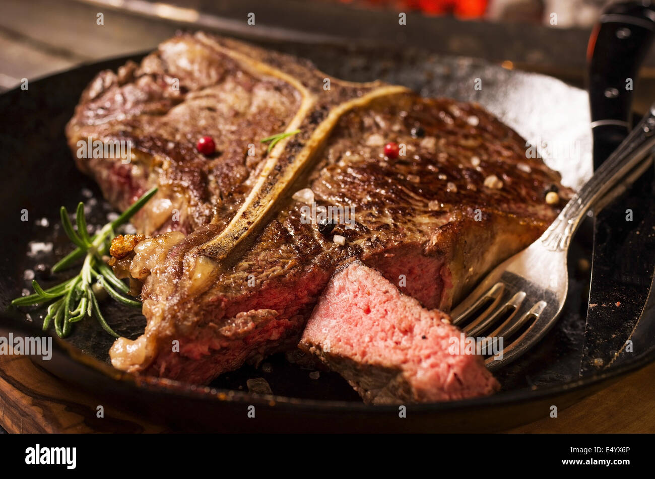 Cow bone hi-res stock photography and images - Alamy