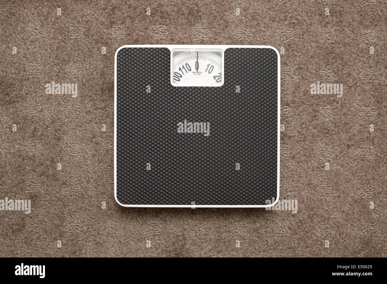 Weighing in room hi-res stock photography and images - Alamy