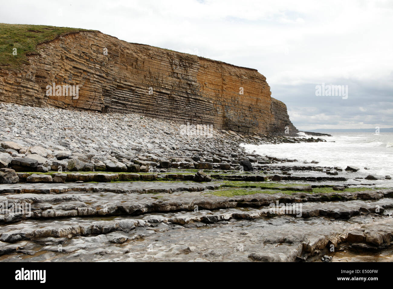 Sedimentary rocks hi-res stock photography and images - Alamy