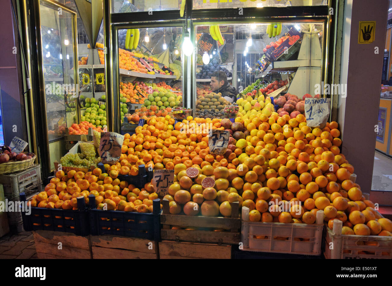 Grapefruit sticker hi-res stock photography and images - Alamy