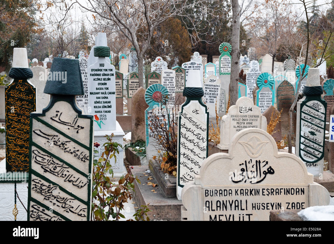 Asian graveyard hi-res stock photography and images - Alamy