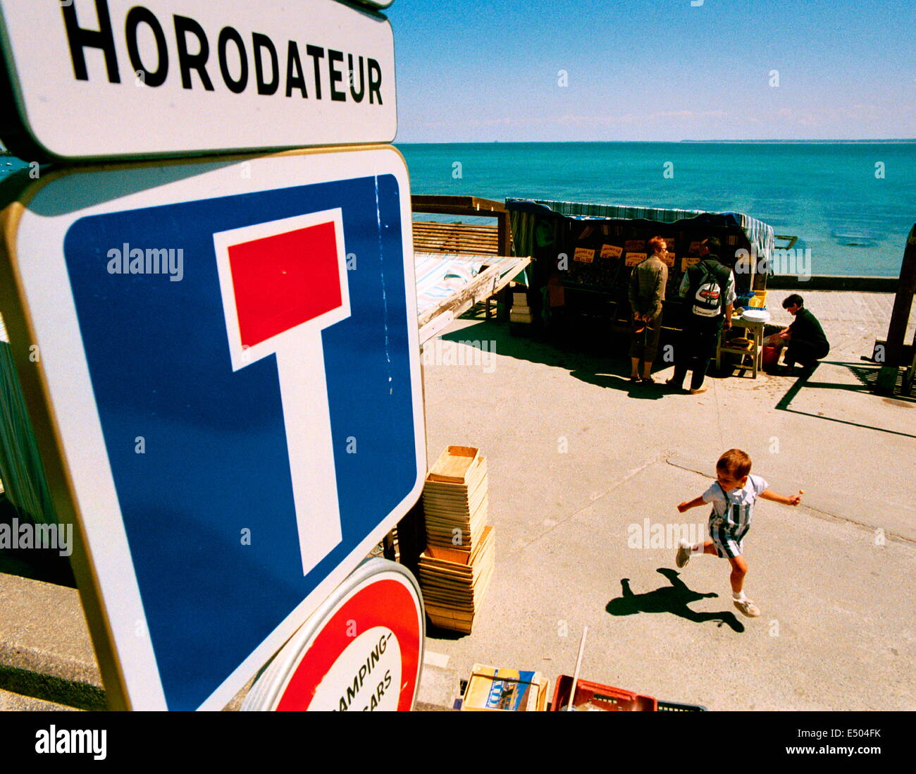 CANCALE, BRITTANY,FRANCE-SHADOW JUMP. PHOTO:JONATHAN EASTLAND/AJAX ...
