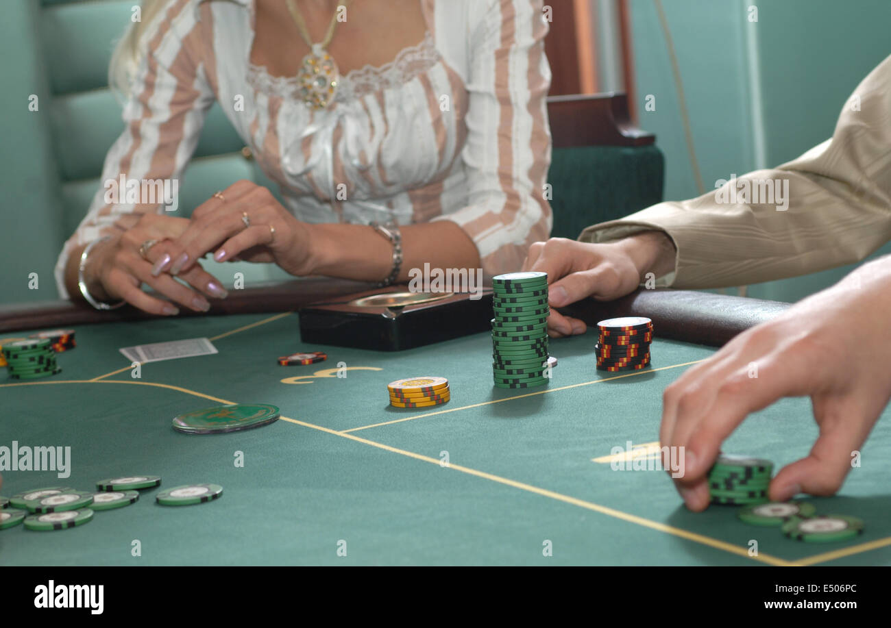 Cardplaying hi-res stock photography and images - Alamy