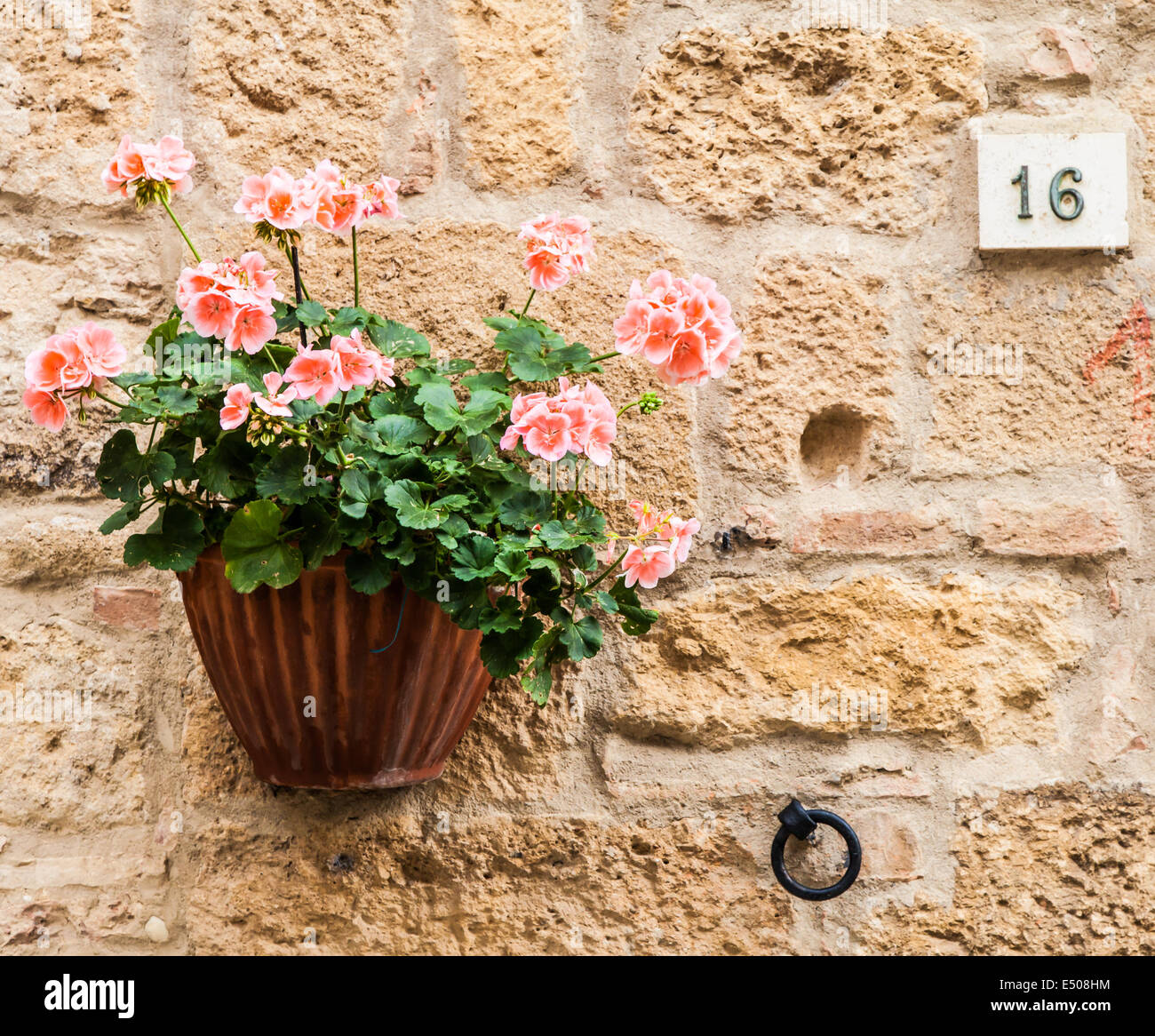 Tuscan arch hi-res stock photography and images - Alamy