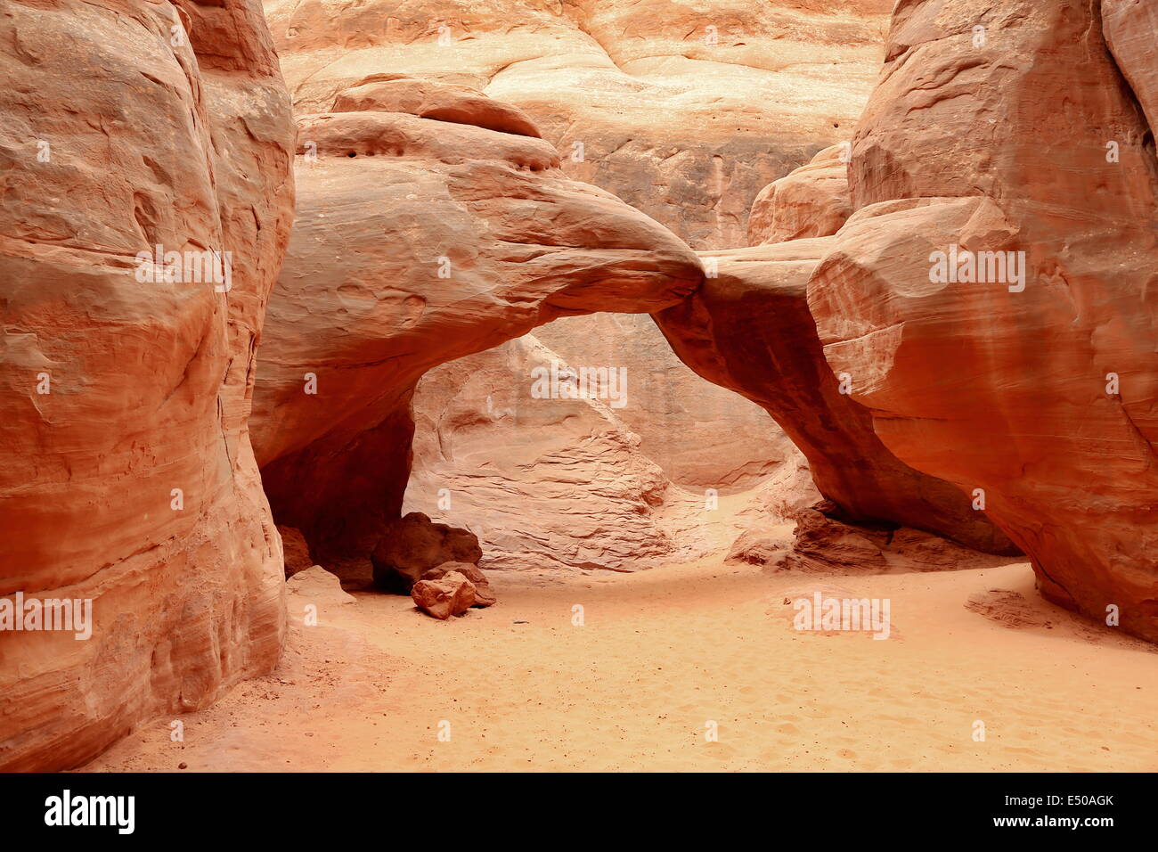 Sand arch hi-res stock photography and images - Alamy