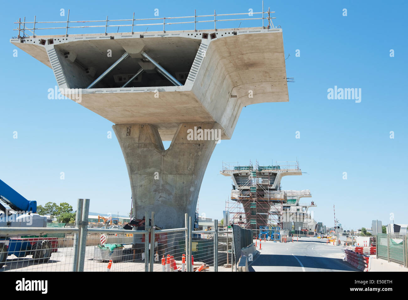 Under reconstruction hi hi-res stock photography and images - Alamy