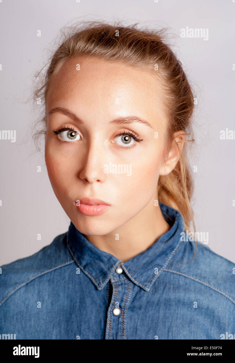 face blonde studio shot Stock Photo - Alamy